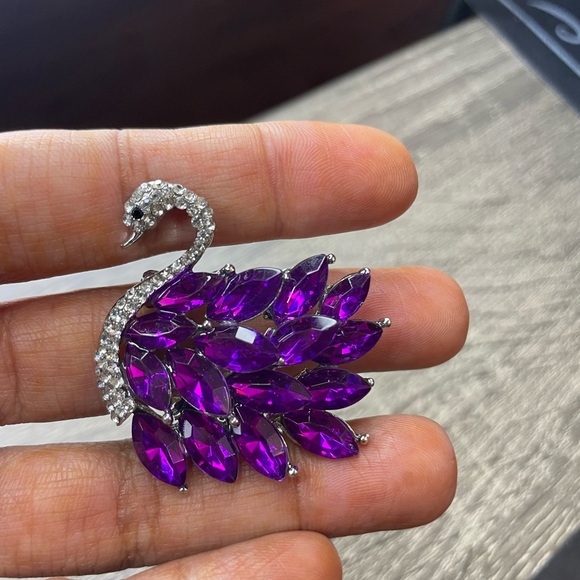 Jewelry | Brand New Elegant Purple Swan Brooch | Poshmark